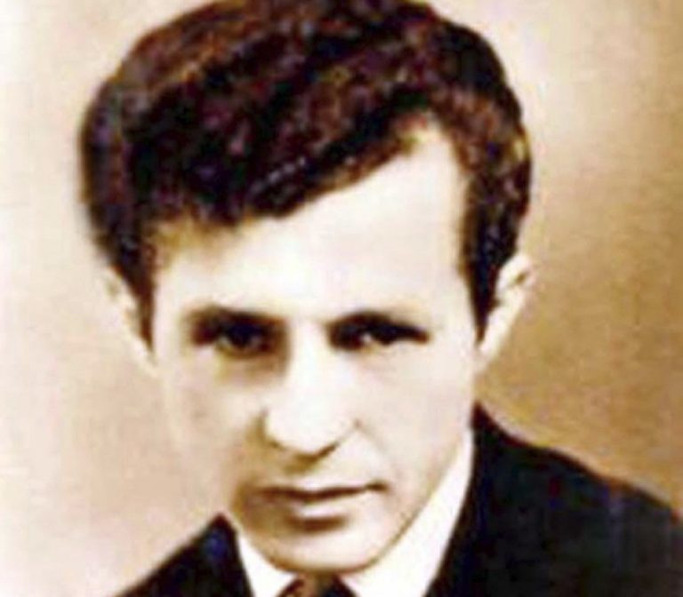 FADIL PACRAMI- BILAL XHAFERRIT:”TË KEMI PUSHKATUAR BABANË….JE ARMIK ...