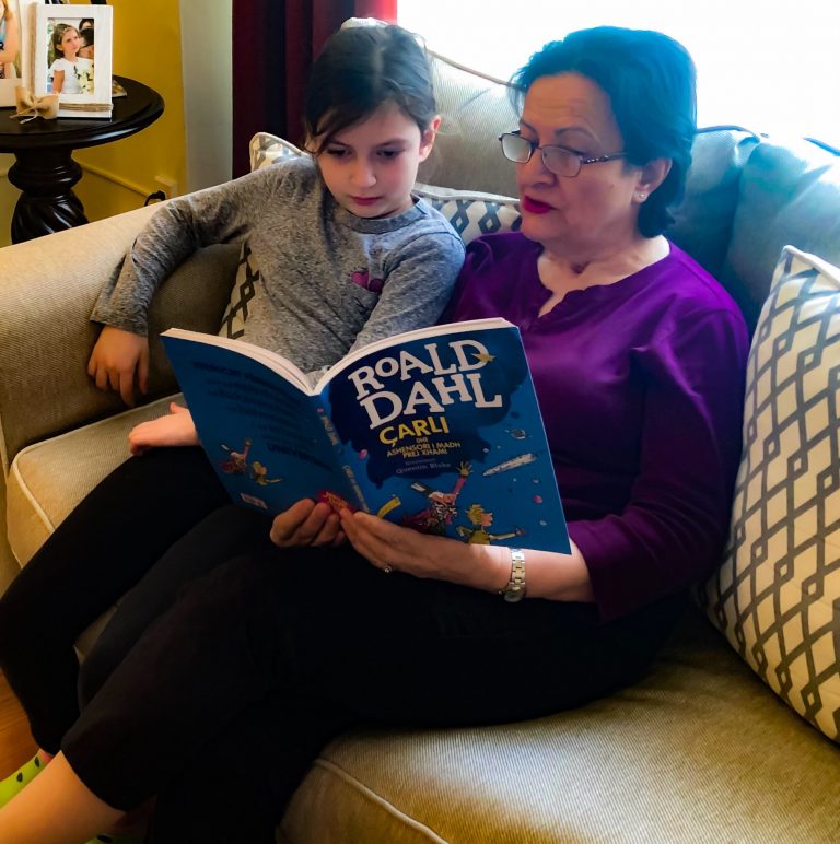 NAUM PRIFTI SI PERKTHYES – Dielli | The Sun